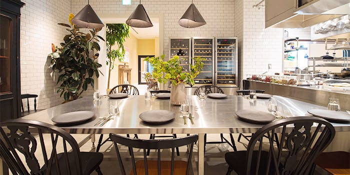 TRUNK (KITCHEN)^TRUNK (HOTEL)̗\͈x.com Xg